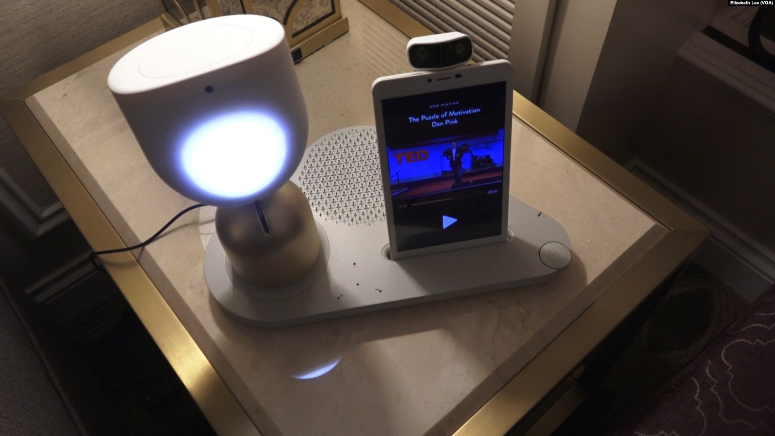 AI เทคโนโลยีสุดล้ำ ตัวช่วยดูแลผู้สูงอายุ - Proudlycare