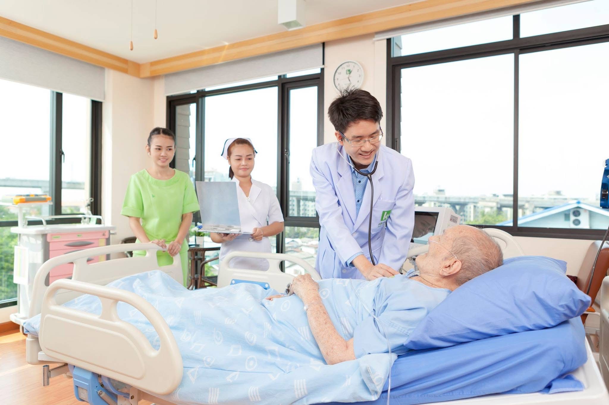 โรงพยาบาลผู้สูงอายุ กล้วยน้ำไท 2 ศูนย์ดูแลและฟื้นฟูครบวงจร มาตรฐานระดับโลก - Proudlycare